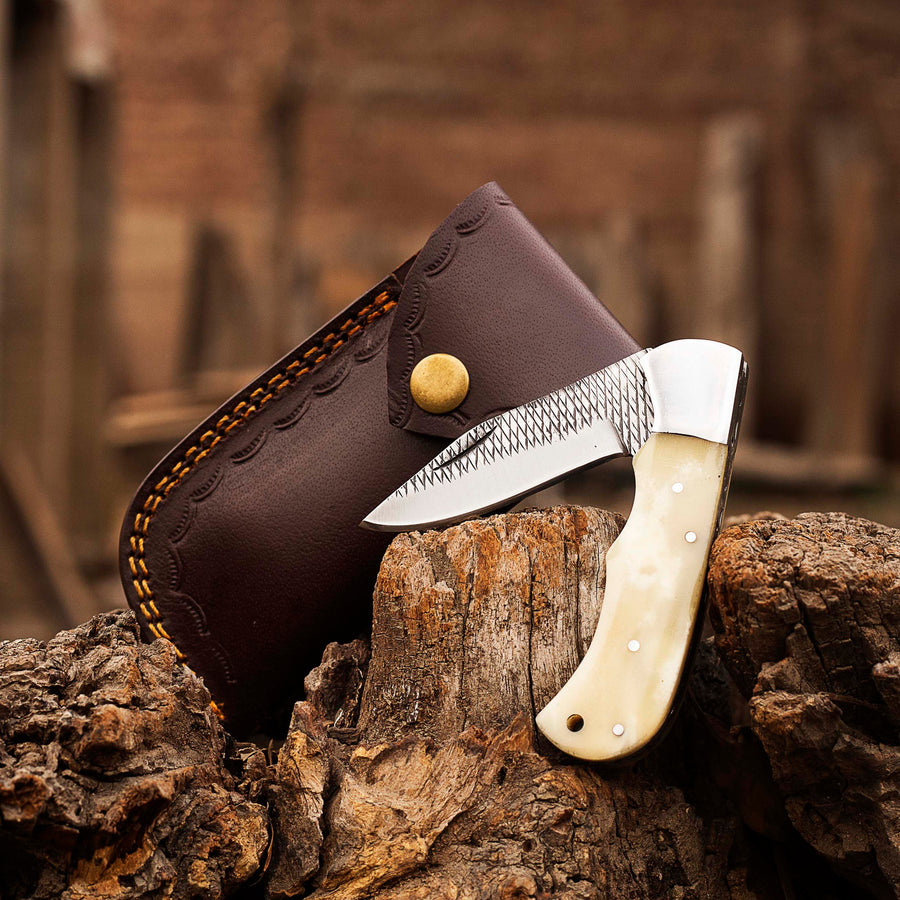 Pocket / Folding Knives – The Edge Blades
